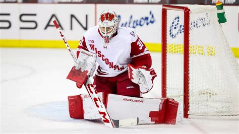Kyle Mcclellan Mens Hockey Wisconsin Badgers