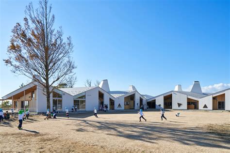 Nursery School Building Megumi Nursery School ｜ Stgk Inc