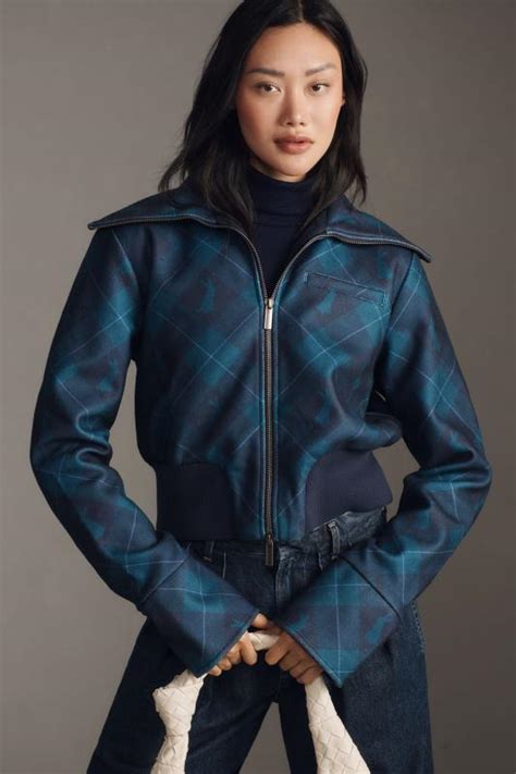 메이브 쉬런큰 봄버 재킷 앤트로폴로지 한국 공식 스토어 유니크한 여성 패션 및 라이프스타일 편집샵 200개이상의 프리미엄 브랜드 여성 의류 액세서리 홈 인테리어