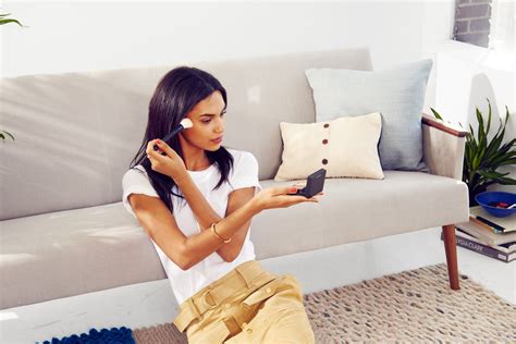 Stop Wearing Too Much Highlighter PS Beauty