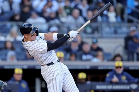 Aaron Judge Says Results Matter More Than New Bat Trends Yahoo Sports