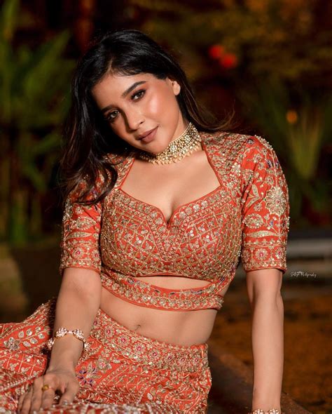 sakshi agarwal సాక్షి అగర్వాల్ అందాలకు నెటిజన్లు ఫిదా namasthe