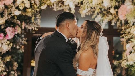 Se Cas Rodrigo Aliendro Futbolista De River Las Fotos Y El Detalle Con Su Hijo Pronto