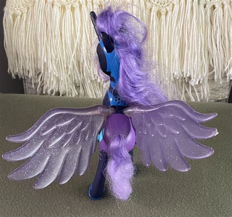 Princess Luna Wings