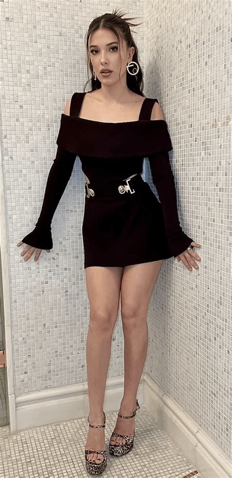 Millie Bobby Brown Rcelebritylegs