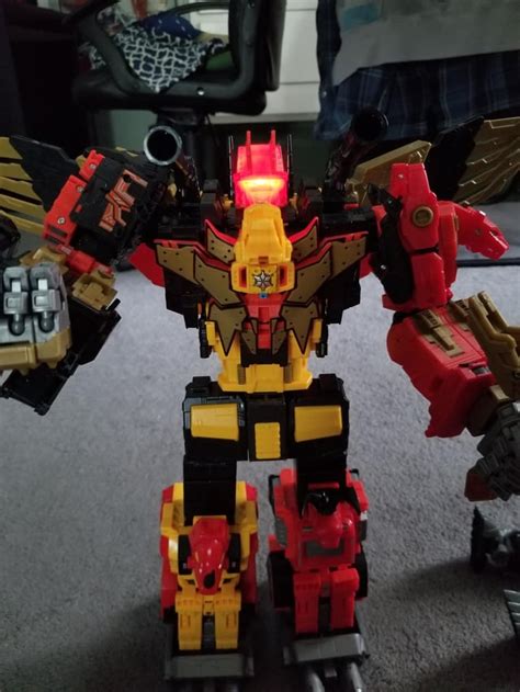 The King Has Arrived Wei Jiang Predaking R Transformers