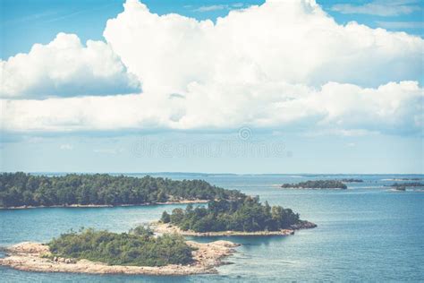 Paisaje Pintoresco Con La Isla En El Mar Bltico Islas De Aland