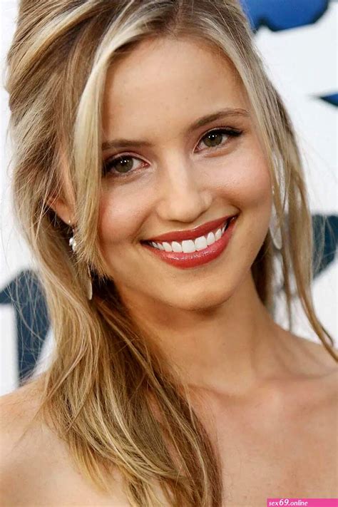 Dianna Agron Naked Sexy Photos