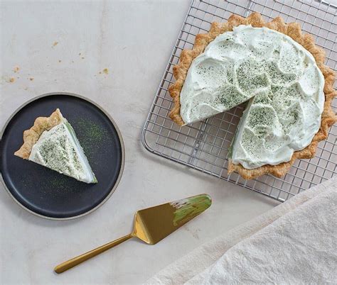 A Whole Matcha Cream Pie — Stonemill Matcha