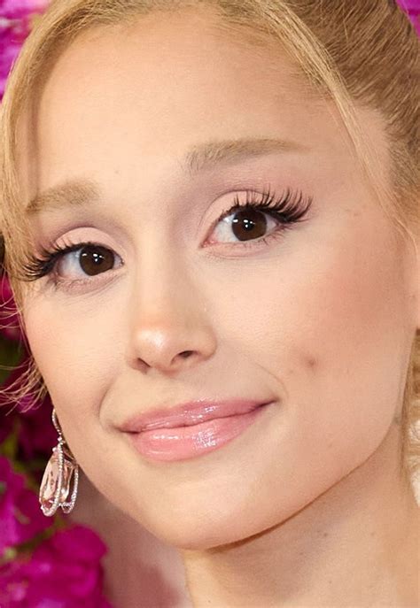 Oscars 2024 Best And Worst Beauty Looks Ariana Grande Makeup Bad
