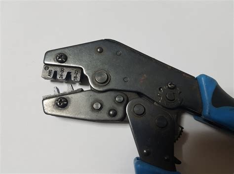 몰렉스 단자 압착 문제 2cpu 지름이 시작되는 곳