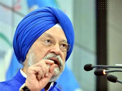 Hon Ble Petroleum Minister Visits The OIL And NRL Stall At The Ethanol Pavilion Of Auto Expo