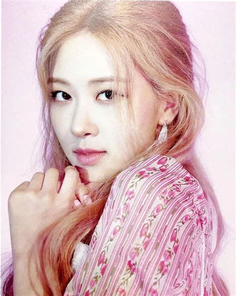 Rosé Scrolller