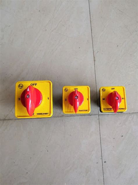 Selector Switch 2 To 4 At 1700 Piece In Morbi ID 21043819755