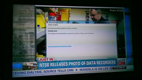 Firefox 22 Update Prompt Pops Up During Live Cnn Broadcast Image