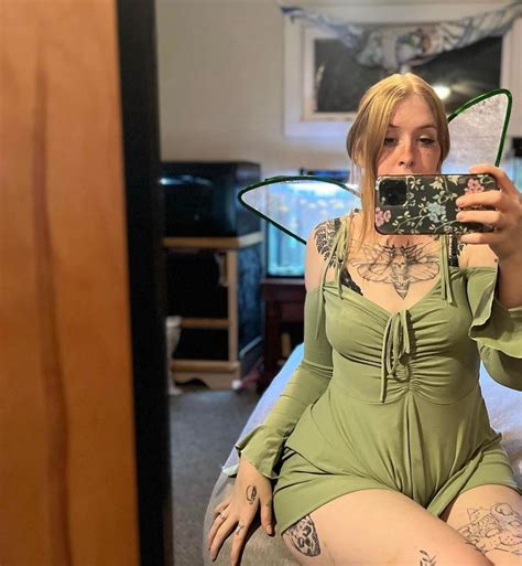 Thick Thighs R Pseafoam