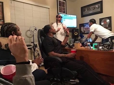 Pin By Marc Walker On BONE THUGS N HARMONY Internet Radio Station Quartet Talk Show