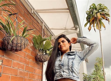 Jesi Quirola At Patron Hunt — Find Your Next Favorite Indie Creator