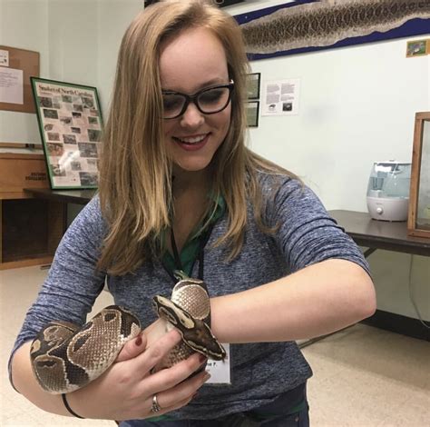 📣 Calling All Python Fans 📣 Chainguard Is Hosting A Python Learning