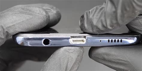 No joke - someone brought lightning to Android - 9to5Mac