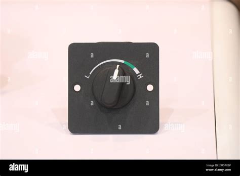 Knob Switch That Uses A Potentiometer For Its Working For Setting