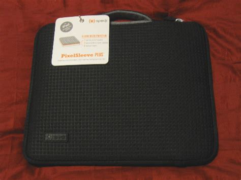 Review Speck Pixelsleeve Plus Ipad Case