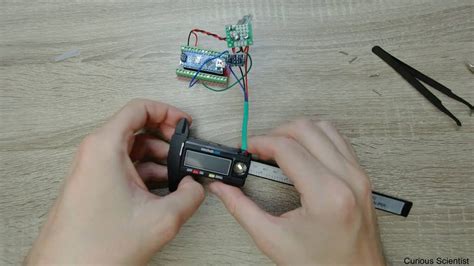 digital read out dro using an arduino and a digital caliper — curious scientist