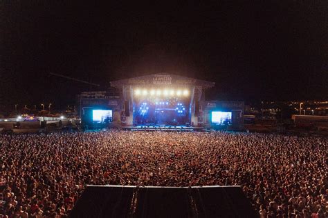 Weekend Beach Festival Arranca Desde La Playa De Torre Del Mar Vicious Magazine