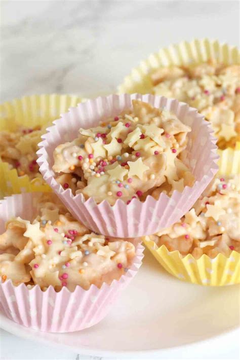 White Chocolate Cornflake Cakes