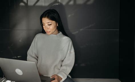 The Modern Way To Read Formatted Wide Strings In A C App