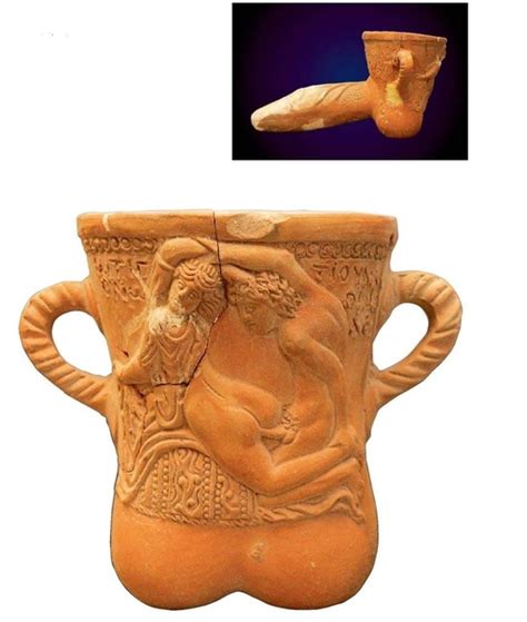 Античная ваза в виде керамического фалоса украшенная эротической сценой Ii век нашей эры