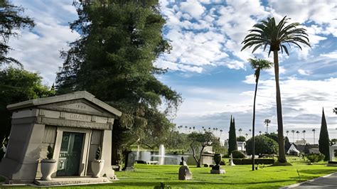 21 Most Beautiful Cemeteries In The Us