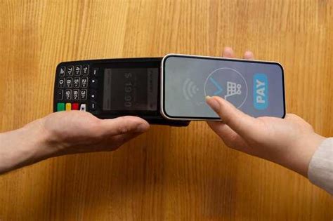 Примеры использования NFC меток: от безопасности до удобства