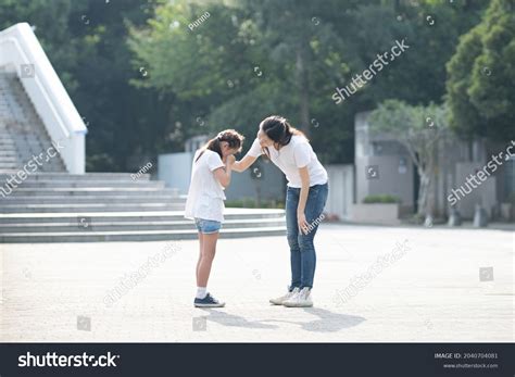 정비실 9개가 넘는 로열티 프리 라이선스 대상 스톡 사진 Shutterstock