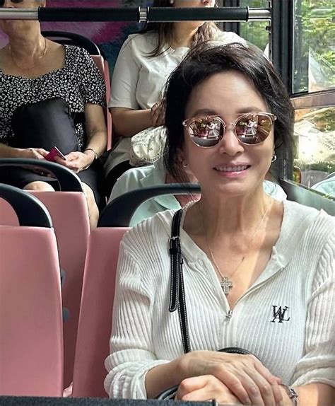 원조 예쁜 누나 김미숙 60대 맞아 풍성한 볼륨펌 포니테일 스타일 뷰티는 내운명