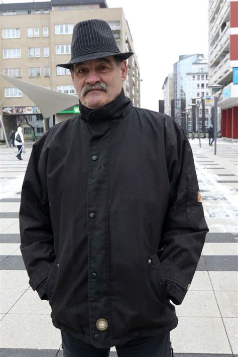 Pest vodi kroz Novogradsko groblje