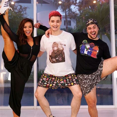 irmãos neto felipe neto e lucas neto carol nakamura youtubers