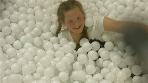 День рождения Парк батут Скай трип Youtube