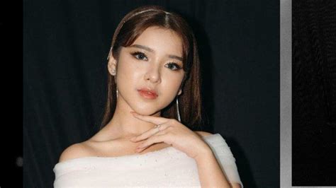 Mencekam Malam Tahun Baru Tiara Andini Krunya Dicekik Orang Tak Dikenal Tempurung Kepala