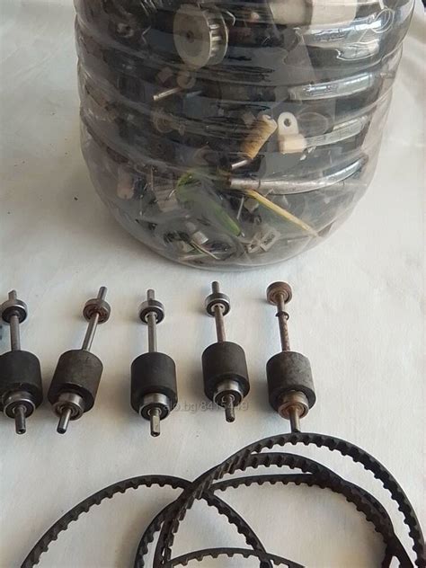 Продавам резервни части от снимките Резервни части консумативи за машини Варна Продав