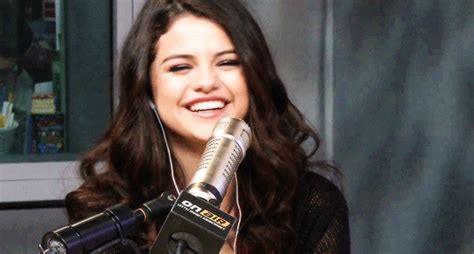 Selena Gomez Wiffle Selena Gomez Wiffle