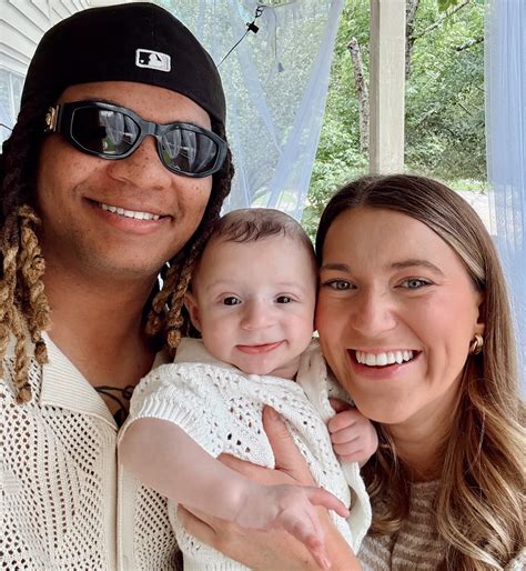 Mackenzie Whelan Mackenziewhelan • Instagram Photos And Videos