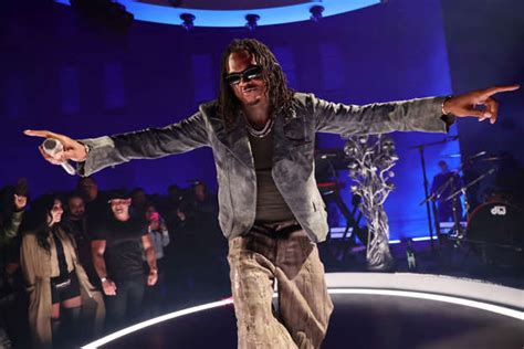 Stars Beim Gassi Gehen Mit Ihren Vierbeinern