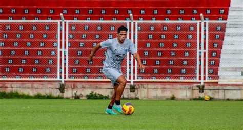 Liga Paolo De La Haza Es Anunciado Como Fichaje De Deportivo Llacuabamba La Libertad