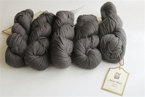 Aussie Wool Yarn Lot Of Five Hanks Charcoal Grey Worsted Weight Australian Wool