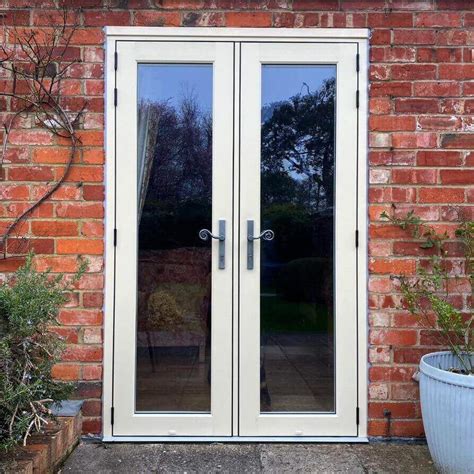 Why Is My UPVC Door Not Closing Properly In The Heat Emerald Windows
