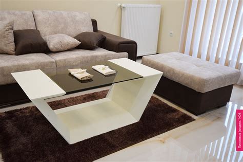 Холни и трапезни маси Качествени разтегателни маси Мебели Пипонков Кухни спални маси по