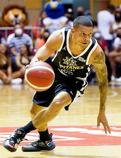 Denis Clemente Ansía Salud Para Ayudar A Los Cangrejeros Primera Hora