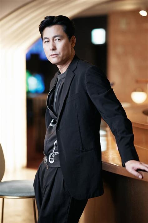 Jung Woo Sung Takes On Challenging Role In ＂1212 The Day＂ Historical