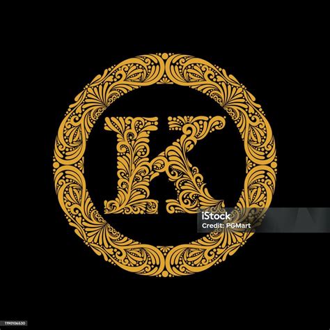 둥근 프레임의 프리미엄 우아한 대문자 K는 꽃 장식으로 만들어졌습니다 바로크 양식 모노그램 엠블럼 트랜드 디자인 액자에 대한
